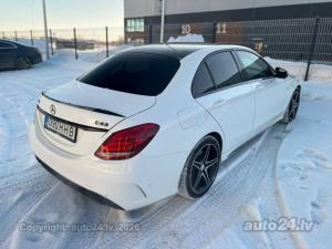 White Mercedes-Benz 450 2015 in Tallinn, with an engine capacity of 3.00 L and mileage of 185 thousand km for 25990 €, photo 7 on AUTOMOTO.COM.LV