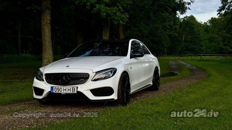 White Mercedes-Benz 450 2015 in Tallinn, with an engine capacity of 3.00 L and mileage of 185 thousand km for 25990 €, photo 30 on AUTOMOTO.COM.LV