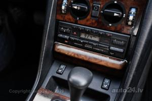 Melns Mercedes-Benz 500 1987 Tallina, ar dzinēja tilpumu 4.90 L un nobraukumu 174 tūkst. km par 29000 €, foto 15 vietnē AUTOMOTO.COM.LV