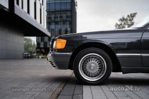 Melns Mercedes-Benz 500 1987 Tallina, ar dzinēja tilpumu 4.90 L un nobraukumu 174 tūkst. km par 29000 €, foto 23 vietnē AUTOMOTO.COM.LV