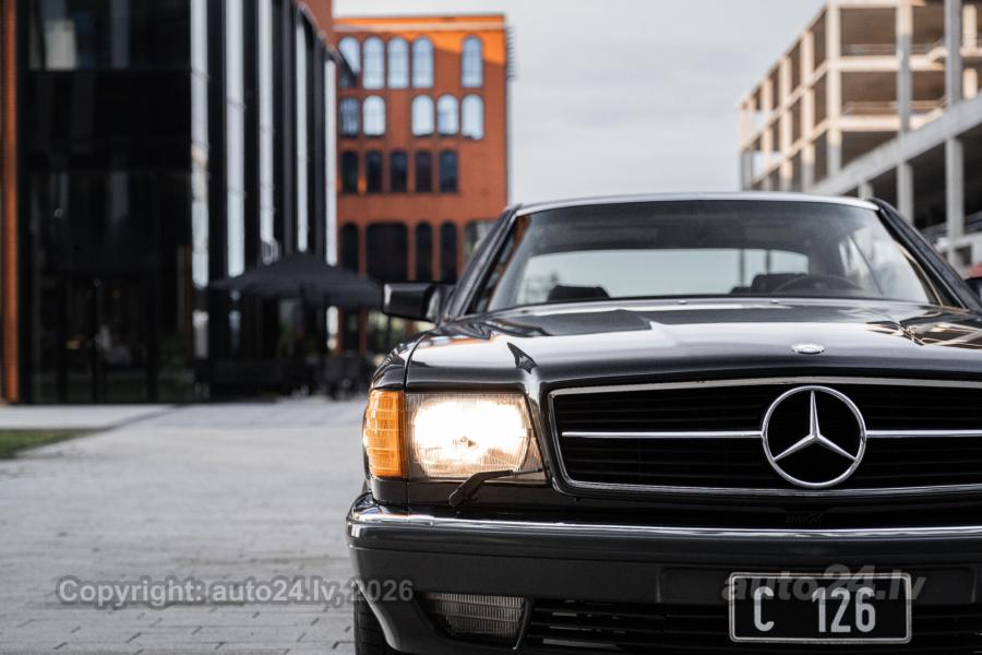 Melns Mercedes-Benz 500 1987 Tallina, ar dzinēja tilpumu 4.90 L un nobraukumu 174 tūkst. km par 29000 €, foto 28 vietnē AUTOMOTO.COM.LV