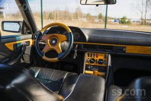 Blue Mercedes-Benz 500 1983 in Riga, with an engine capacity of 5.00 L and mileage of 0 thousand km for 21990 €, photo 26 on AUTOMOTO.COM.LV