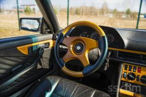 Blue Mercedes-Benz 500 1983 in Riga, with an engine capacity of 5.00 L and mileage of 0 thousand km for 21990 €, photo 28 on AUTOMOTO.COM.LV