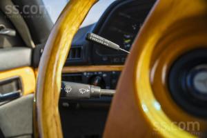 Blue Mercedes-Benz 500 1983 in Riga, with an engine capacity of 5.00 L and mileage of 0 thousand km for 21990 €, photo 31 on AUTOMOTO.COM.LV