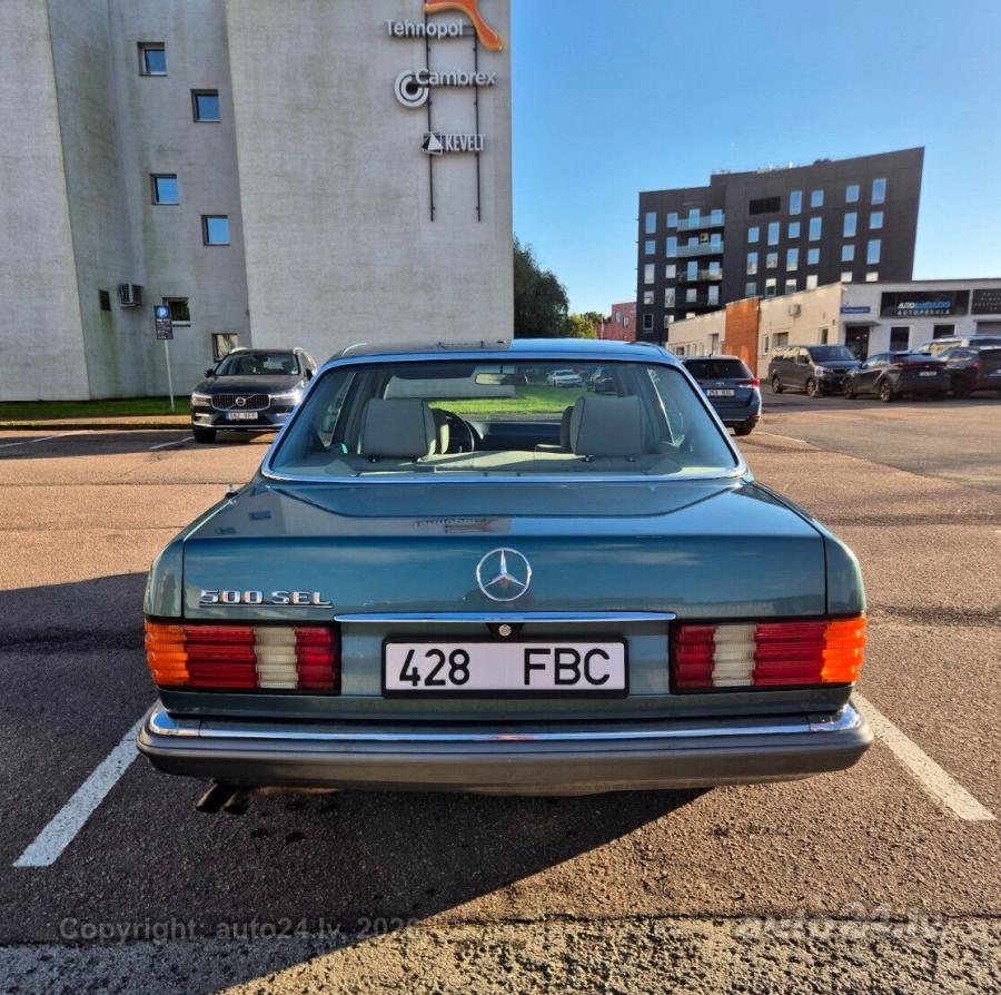 Mercedes-Benz 500 1984 Tallina, ar dzinēja tilpumu 5.00 L un nobraukumu 0 tūkst. km par 6950 €, foto 6 vietnē AUTOMOTO.COM.LV