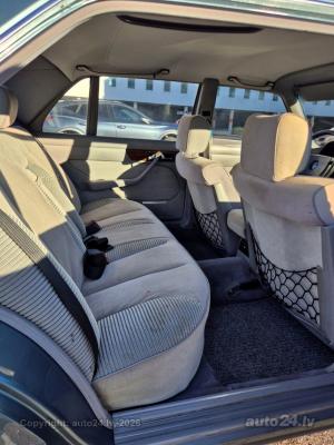 Mercedes-Benz 500 1984 Tallina, ar dzinēja tilpumu 5.00 L un nobraukumu 0 tūkst. km par 6950 €, foto 10 vietnē AUTOMOTO.COM.LV