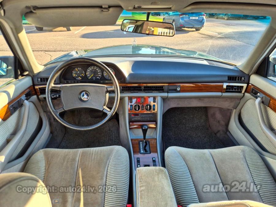 Mercedes-Benz 500 1984 Tallina, ar dzinēja tilpumu 5.00 L un nobraukumu 0 tūkst. km par 6950 €, foto 12 vietnē AUTOMOTO.COM.LV