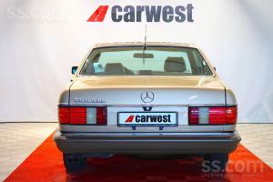 Yellow Mercedes-Benz 500 1985 in Riga, with an engine capacity of 5.00 L and mileage of 85 thousand km for 43000 €, photo 6 on AUTOMOTO.COM.LV