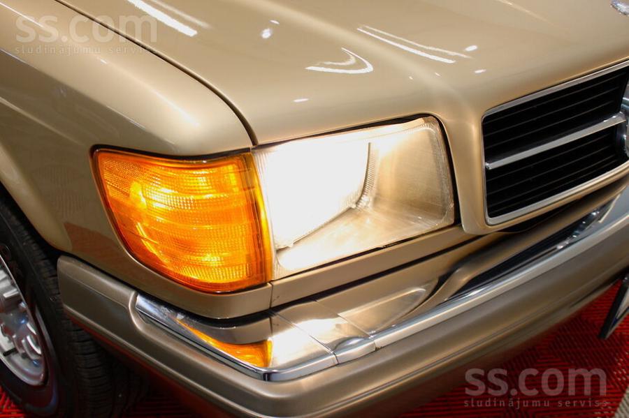 Yellow Mercedes-Benz 500 1985 in Riga, with an engine capacity of 5.00 L and mileage of 85 thousand km for 43000 €, photo 28 on AUTOMOTO.COM.LV