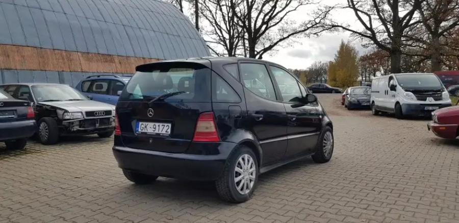 Melns Mercedes-Benz A 140 2000 Valmiera, ar dzinēja tilpumu 1.70 L un nobraukumu 309 tūkst. km par 1150 €, foto 4 vietnē AUTOMOTO.COM.LV