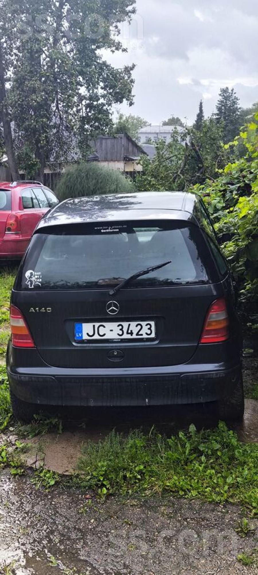 Melns Mercedes-Benz A 140 2000 Rīga, ar dzinēja tilpumu 1.40 L un nobraukumu 259 tūkst. km par 250 €, foto 3 vietnē AUTOMOTO.COM.LV