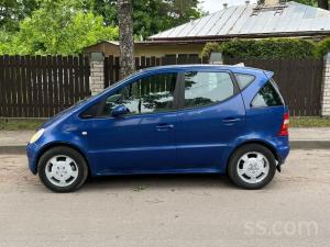 Blue Mercedes-Benz A 140 1998 in Riga, with an engine capacity of 1.40 L and mileage of 0 thousand km for 590 €, photo 3 on AUTOMOTO.COM.LV