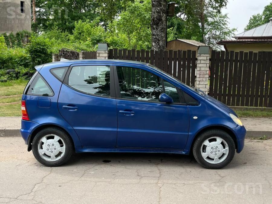 Blue Mercedes-Benz A 140 1998 in Riga, with an engine capacity of 1.40 L and mileage of 0 thousand km for 590 €, photo 7 on AUTOMOTO.COM.LV