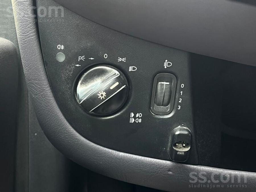 Blue Mercedes-Benz A 140 1998 in Riga, with an engine capacity of 1.40 L and mileage of 0 thousand km for 590 €, photo 12 on AUTOMOTO.COM.LV