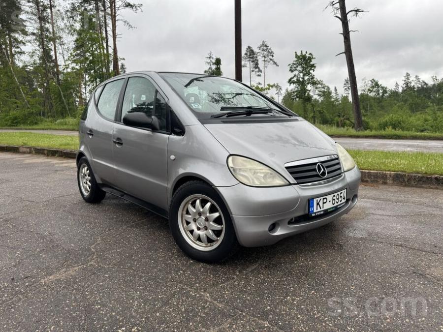 Mercedes-Benz A 140 1999 in Cesis, with an engine capacity of 1.40 L and mileage of 262 thousand km for 850 €, photo 1 on AUTOMOTO.COM.LV