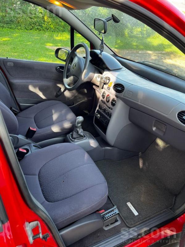 Red Mercedes-Benz A 140 1999 in Riga, with an engine capacity of 1.40 L and mileage of 232 thousand km for 650 €, photo 4 on AUTOMOTO.COM.LV