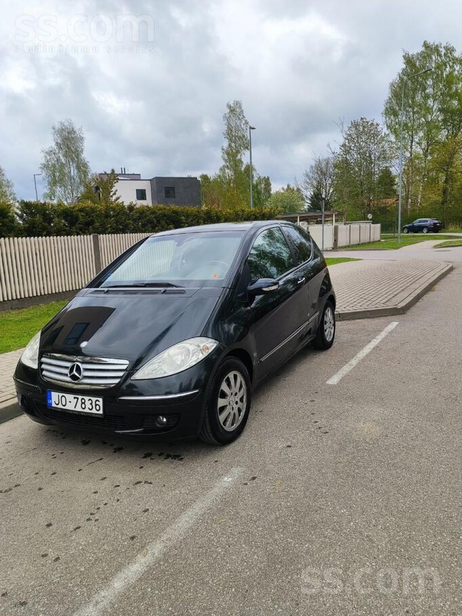 Melns Mercedes-Benz A 150 2006 Rīga, ar dzinēja tilpumu 1.50 L un nobraukumu 200 tūkst. km par 4200 €, foto 1 vietnē AUTOMOTO.COM.LV