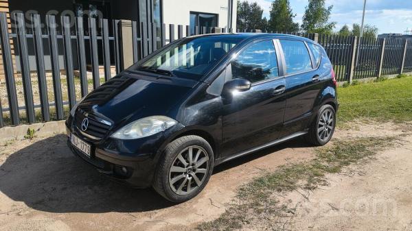 Melns Mercedes-Benz A 150 2005 Rīga, ar dzinēja tilpumu 1.50 L un nobraukumu 250 tūkst. km par 1200 €, foto 1 vietnē AUTOMOTO.COM.LV