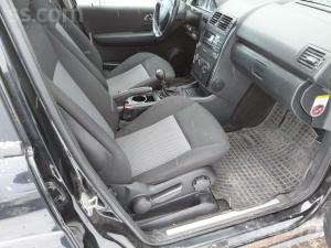Black Mercedes-Benz A 150 2007 in Talsi, with an engine capacity of 1.50 L and mileage of 250 thousand km for 1470 €, photo 7 on AUTOMOTO.COM.LV