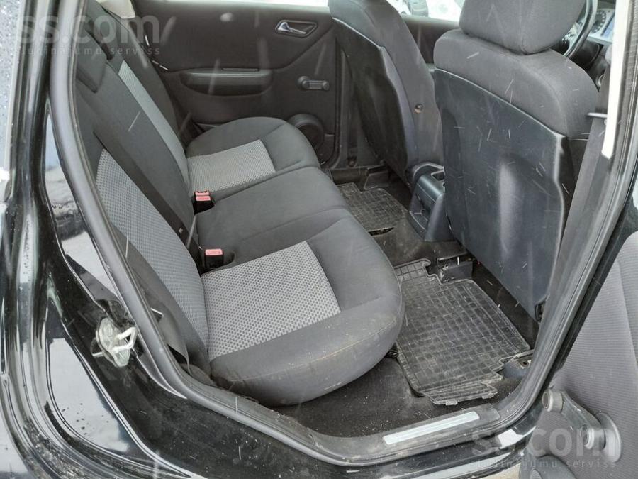 Black Mercedes-Benz A 150 2007 in Talsi, with an engine capacity of 1.50 L and mileage of 250 thousand km for 1470 €, photo 8 on AUTOMOTO.COM.LV