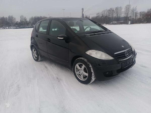 Black Mercedes-Benz A 150 2007 in Marijampole, with an engine capacity of 1.50 L and mileage of 230 thousand km for 2350 €, photo 6 on AUTOMOTO.COM.LV