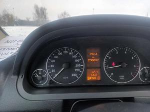 Melns Mercedes-Benz A 150 2007 Marijampole, ar dzinēja tilpumu 1.50 L un nobraukumu 230 tūkst. km par 2350 €, foto 13 vietnē AUTOMOTO.COM.LV
