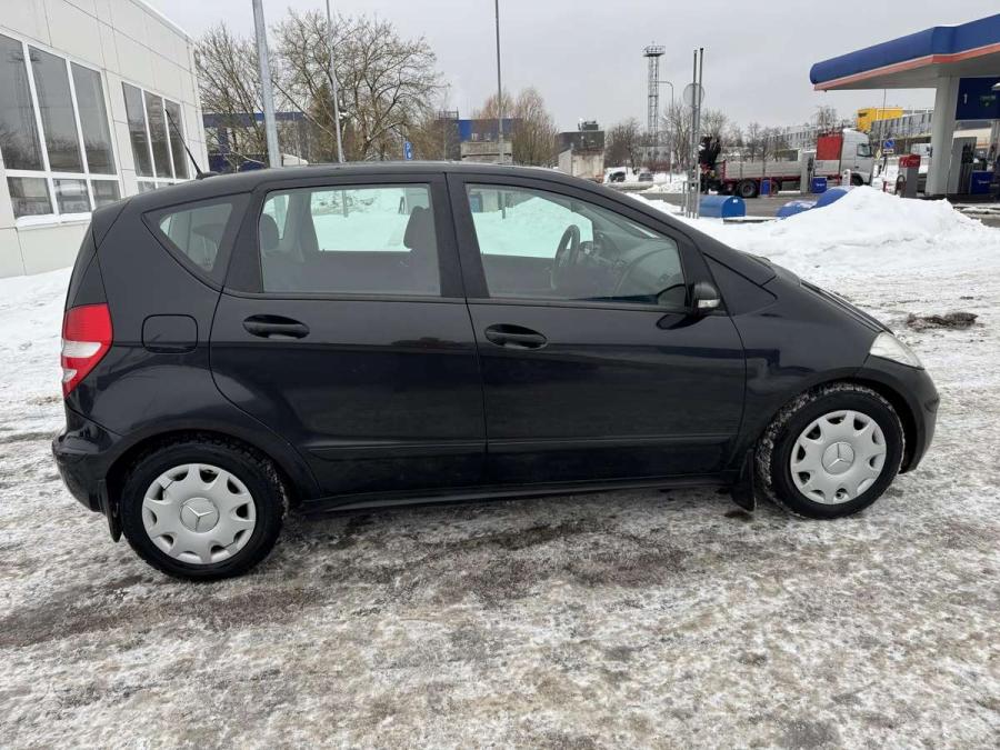Melns Mercedes-Benz A 150 2007 Viļņa, ar dzinēja tilpumu 1.50 L un nobraukumu 208 tūkst. km par 1350 €, foto 5 vietnē AUTOMOTO.COM.LV