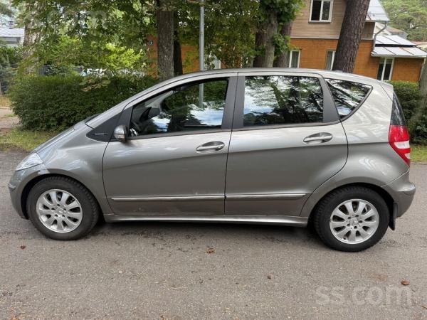 Коричневый Мерседес А 150 2005 в Рига, объемом двигателя 1.50 л и пробегом 184 тыс. км за 1149 €, фото 3 на AUTOMOTO.COM.LV