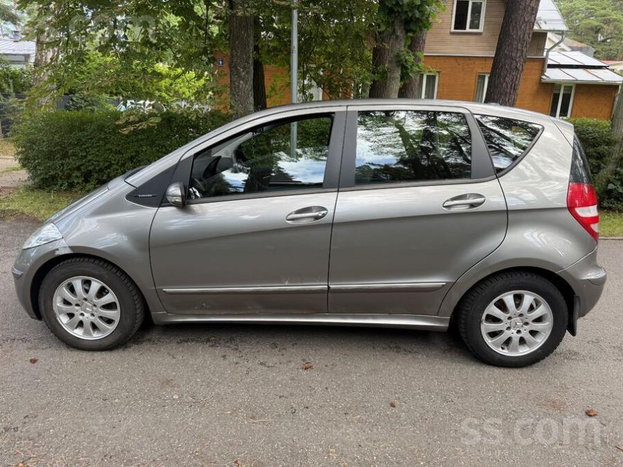 Brown Mercedes-Benz A 150 2005 in Riga, with an engine capacity of 1.50 L and mileage of 184 thousand km for 1149 €, photo 4 on AUTOMOTO.COM.LV