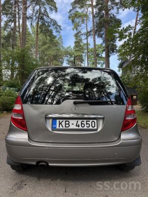 Brown Mercedes-Benz A 150 2005 in Riga, with an engine capacity of 1.50 L and mileage of 184 thousand km for 1149 €, photo 6 on AUTOMOTO.COM.LV