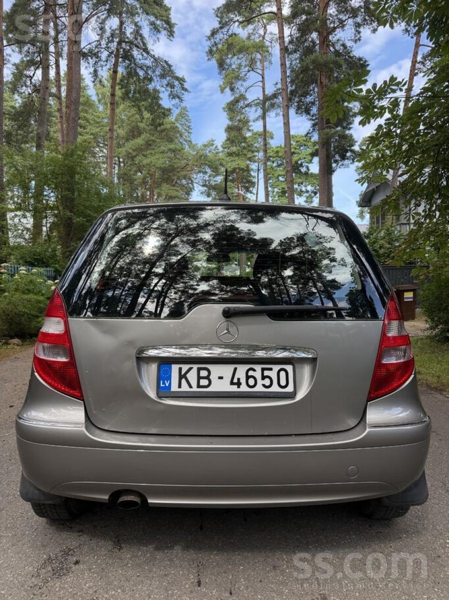 Brown Mercedes-Benz A 150 2005 in Riga, with an engine capacity of 1.50 L and mileage of 184 thousand km for 1149 €, photo 6 on AUTOMOTO.COM.LV