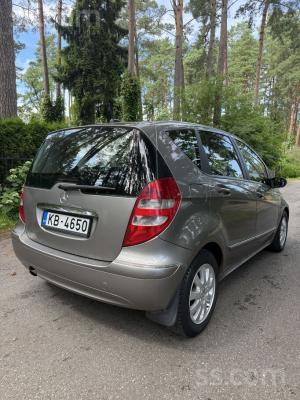Brown Mercedes-Benz A 150 2005 in Riga, with an engine capacity of 1.50 L and mileage of 184 thousand km for 1149 €, photo 7 on AUTOMOTO.COM.LV