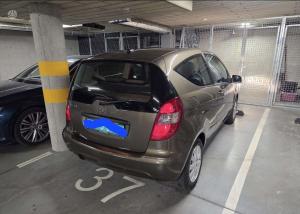 Zaļš Mercedes-Benz A 150 2009 Viļņa, ar dzinēja tilpumu 1.50 L un nobraukumu 145 tūkst. km par 4000 €, foto 3 vietnē AUTOMOTO.COM.LV