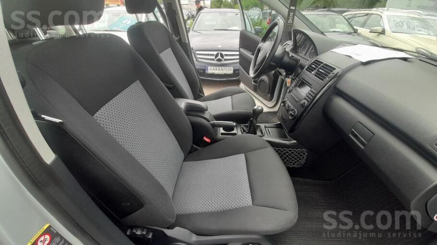 Grey Mercedes-Benz A 150 2004 in Riga, with an engine capacity of 1.50 L and mileage of 163 thousand km for 2900 €, photo 15 on AUTOMOTO.COM.LV