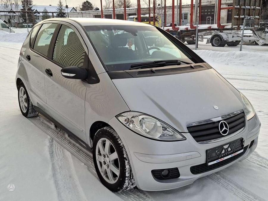 Pelēks Mercedes-Benz A 150 2005 Ukmergė, ar dzinēja tilpumu 1.50 L un nobraukumu 254 tūkst. km par 1750 €, foto 2 vietnē AUTOMOTO.COM.LV