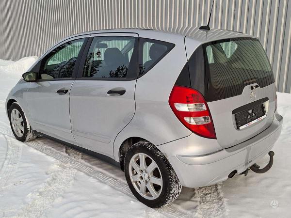 Grey Mercedes-Benz A 150 2005 in Ukmerge, with an engine capacity of 1.50 L and mileage of 254 thousand km for 1750 €, photo 4 on AUTOMOTO.COM.LV