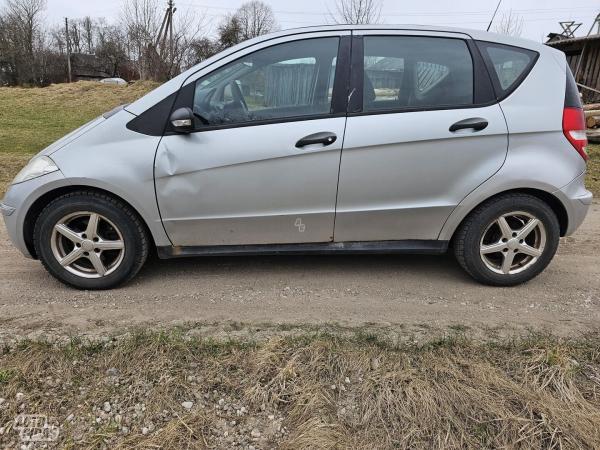 Grey Mercedes-Benz A 150 2005 in Utena, with an engine capacity of 1.50 L and mileage of 231 thousand km for 800 €, photo 2 on AUTOMOTO.COM.LV