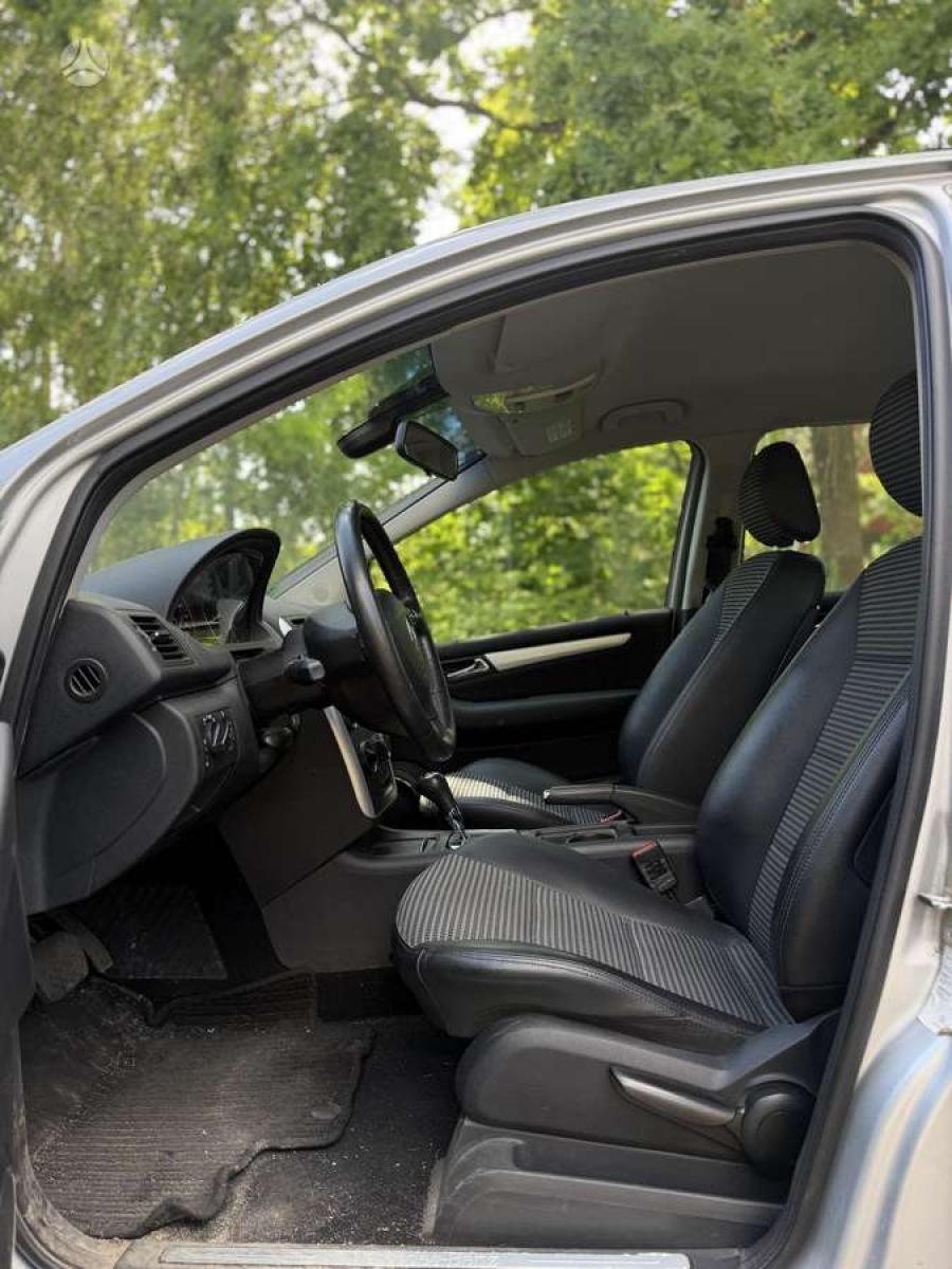 Pelēks Mercedes-Benz A 150 2005 Viļņa, ar dzinēja tilpumu 1.50 L un nobraukumu 111 tūkst. km par 900 €, foto 7 vietnē AUTOMOTO.COM.LV
