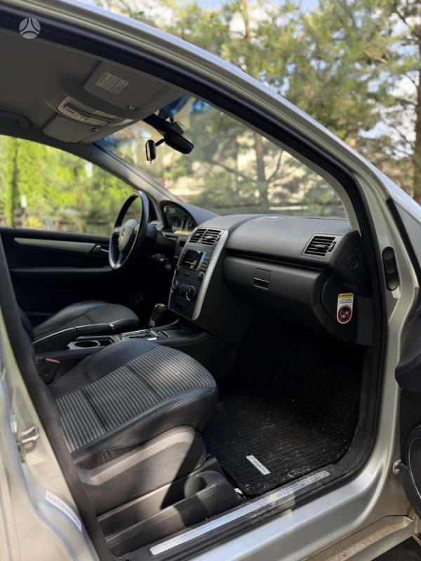 Grey Mercedes-Benz A 150 2005 in Vilnius, with an engine capacity of 1.50 L and mileage of 111 thousand km for 900 €, photo 7 on AUTOMOTO.COM.LV