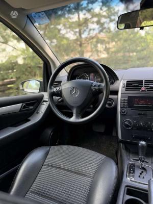 Pelēks Mercedes-Benz A 150 2005 Viļņa, ar dzinēja tilpumu 1.50 L un nobraukumu 111 tūkst. km par 900 €, foto 12 vietnē AUTOMOTO.COM.LV