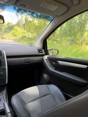Pelēks Mercedes-Benz A 150 2005 Viļņa, ar dzinēja tilpumu 1.50 L un nobraukumu 111 tūkst. km par 900 €, foto 13 vietnē AUTOMOTO.COM.LV