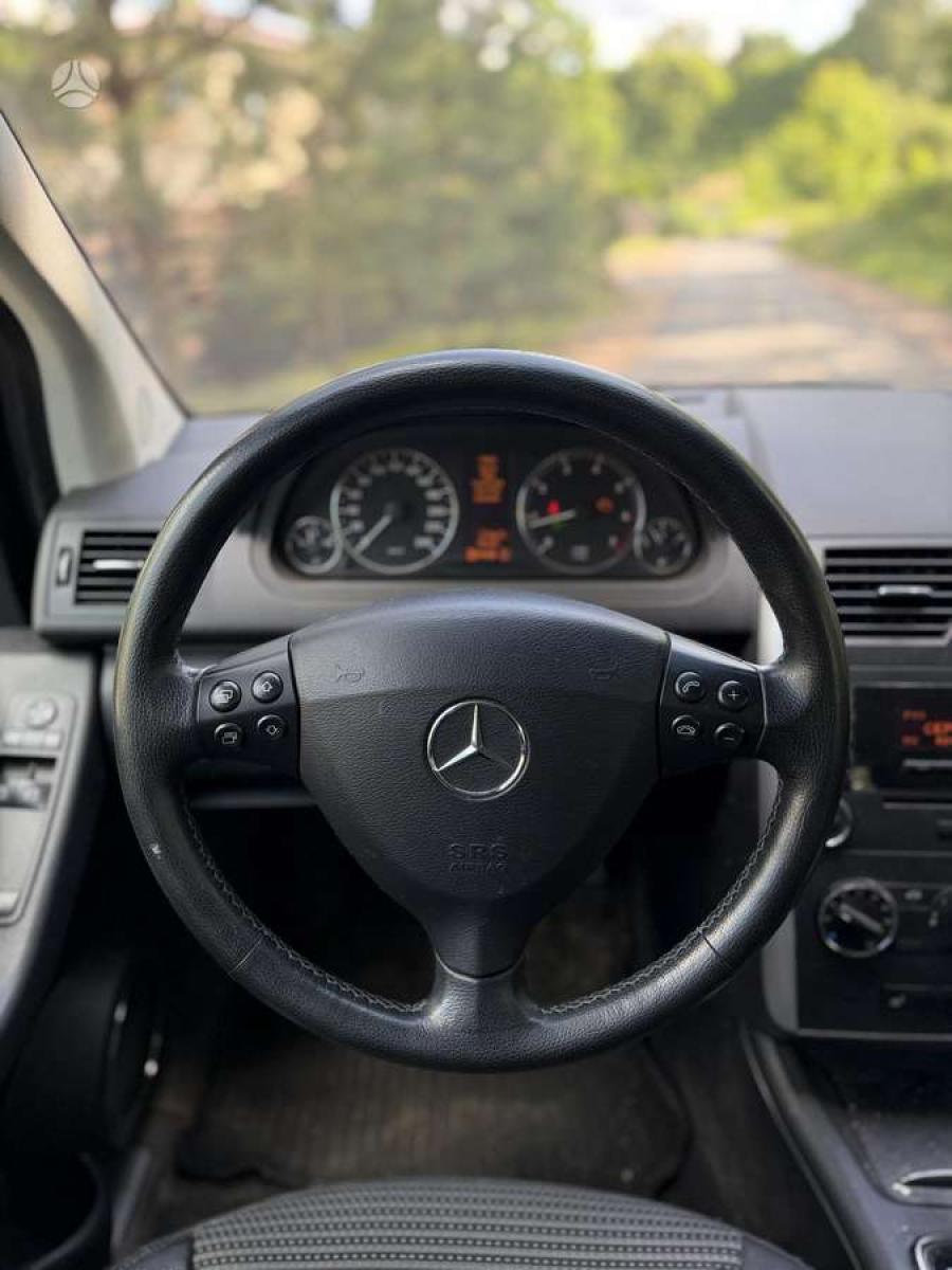 Pelēks Mercedes-Benz A 150 2005 Viļņa, ar dzinēja tilpumu 1.50 L un nobraukumu 111 tūkst. km par 900 €, foto 14 vietnē AUTOMOTO.COM.LV