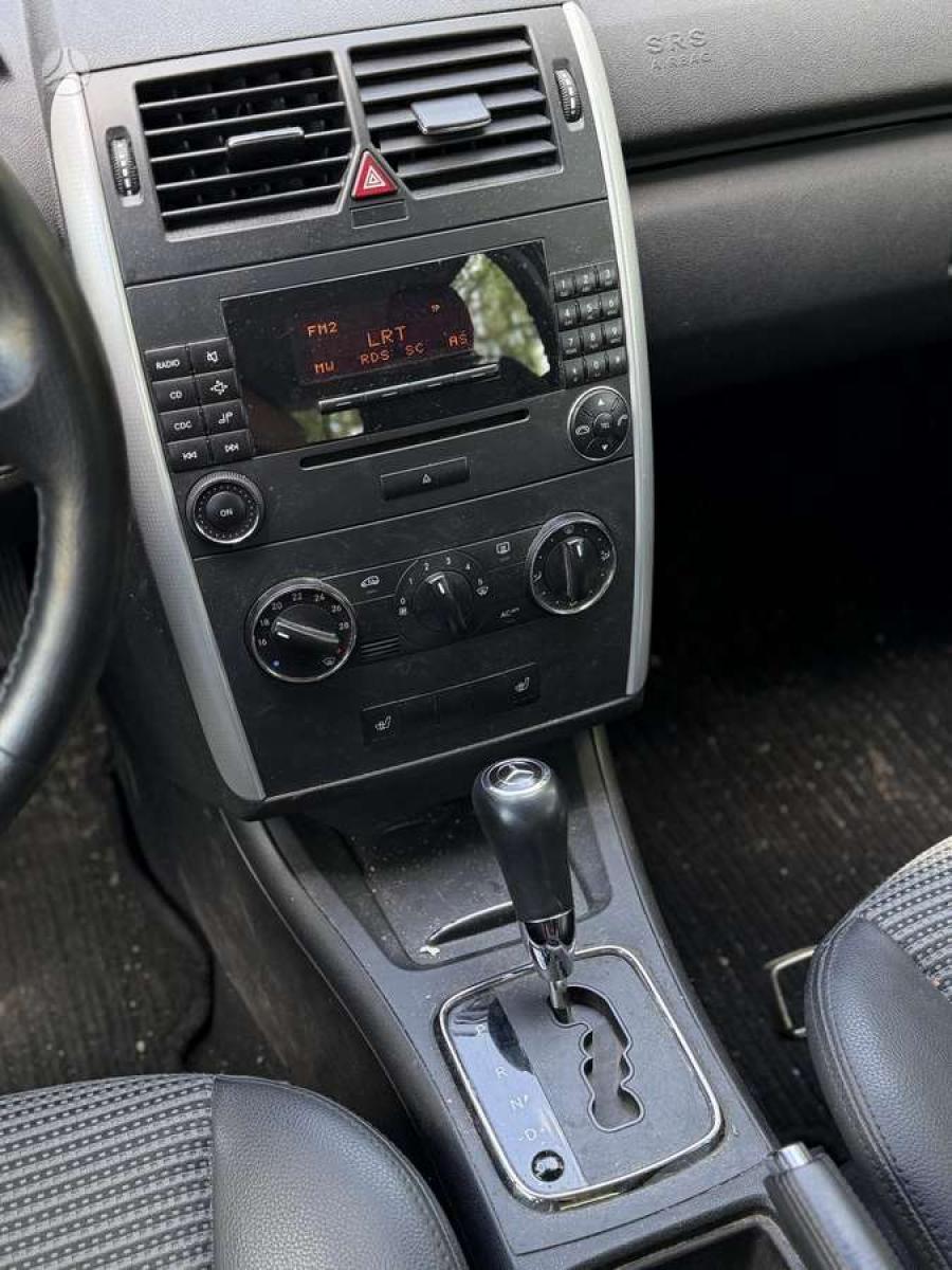 Pelēks Mercedes-Benz A 150 2005 Viļņa, ar dzinēja tilpumu 1.50 L un nobraukumu 111 tūkst. km par 900 €, foto 15 vietnē AUTOMOTO.COM.LV