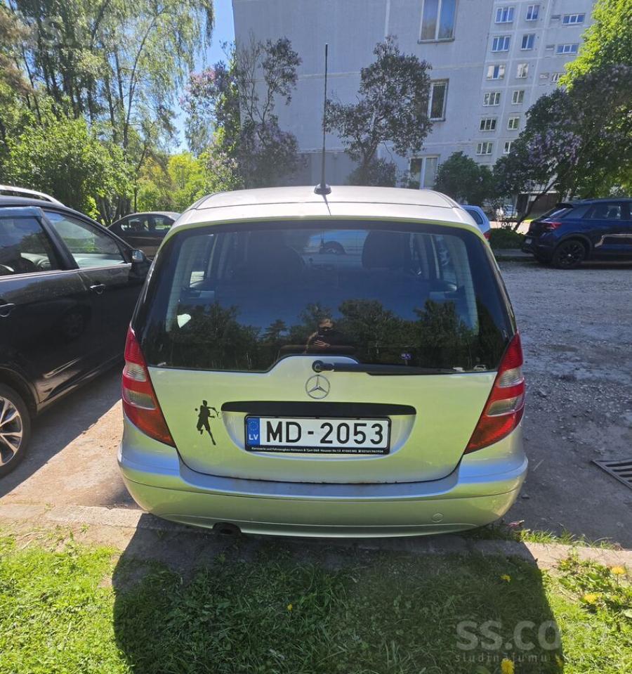 Pelēks Mercedes-Benz A 150 2005 Rīga, ar dzinēja tilpumu 1.50 L un nobraukumu 220 tūkst. km par 800 €, foto 7 vietnē AUTOMOTO.COM.LV
