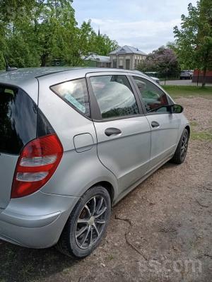 Mercedes-Benz A 150 2004 in Jelgava, with an engine capacity of 1.50 L and mileage of 268 thousand km for 2650 €, photo 3 on AUTOMOTO.COM.LV
