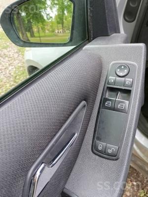 Mercedes-Benz A 150 2004 in Jelgava, with an engine capacity of 1.50 L and mileage of 268 thousand km for 2650 €, photo 13 on AUTOMOTO.COM.LV
