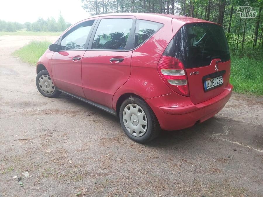 Mercedes-Benz A 150 2005 in Vilnius, with an engine capacity of 1.50 L and mileage of 149 thousand km for 500 €, photo 5 on AUTOMOTO.COM.LV