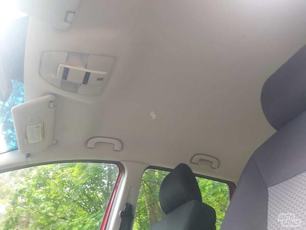 Mercedes-Benz A 150 2005 in Vilnius, with an engine capacity of 1.50 L and mileage of 149 thousand km for 500 €, photo 6 on AUTOMOTO.COM.LV