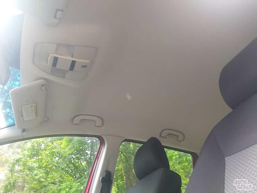 Mercedes-Benz A 150 2005 in Vilnius, with an engine capacity of 1.50 L and mileage of 149 thousand km for 500 €, photo 7 on AUTOMOTO.COM.LV