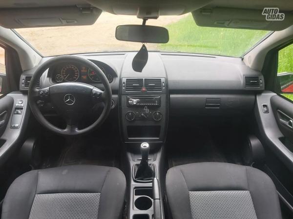 Mercedes-Benz A 150 2005 in Vilnius, with an engine capacity of 1.50 L and mileage of 149 thousand km for 500 €, photo 8 on AUTOMOTO.COM.LV